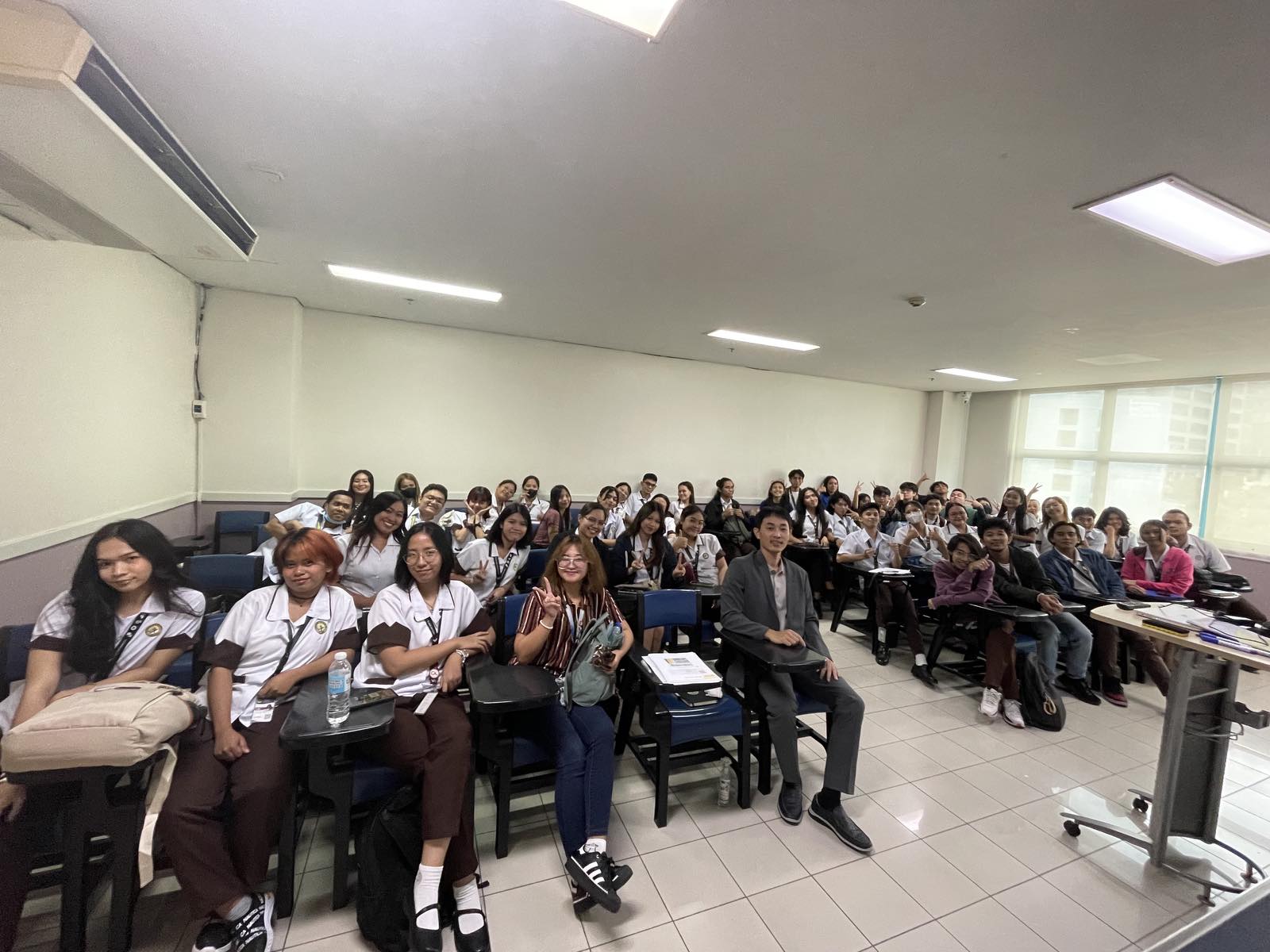 Korean Language Class debuts at UMak IAD